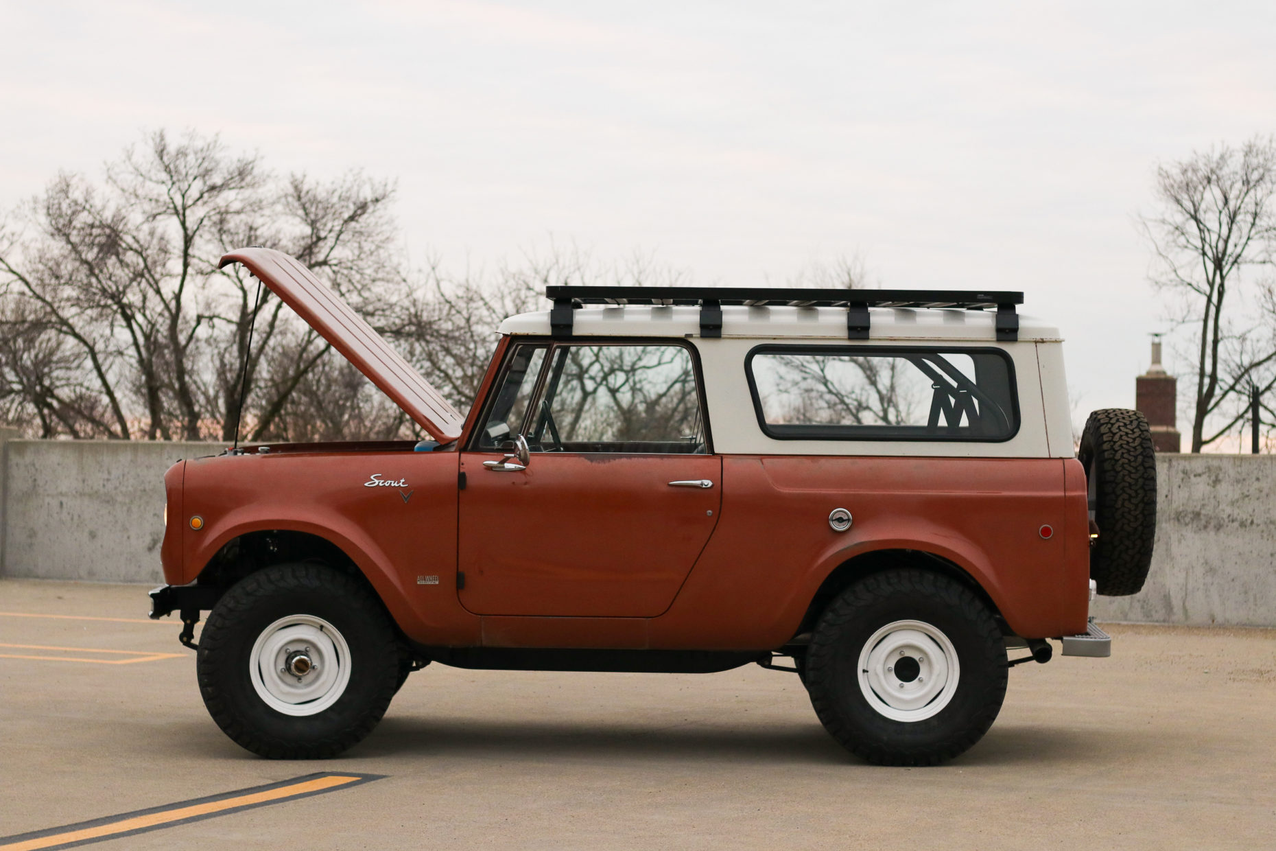 Runner Series | Bespoke International Scouts | New Legend 4x4