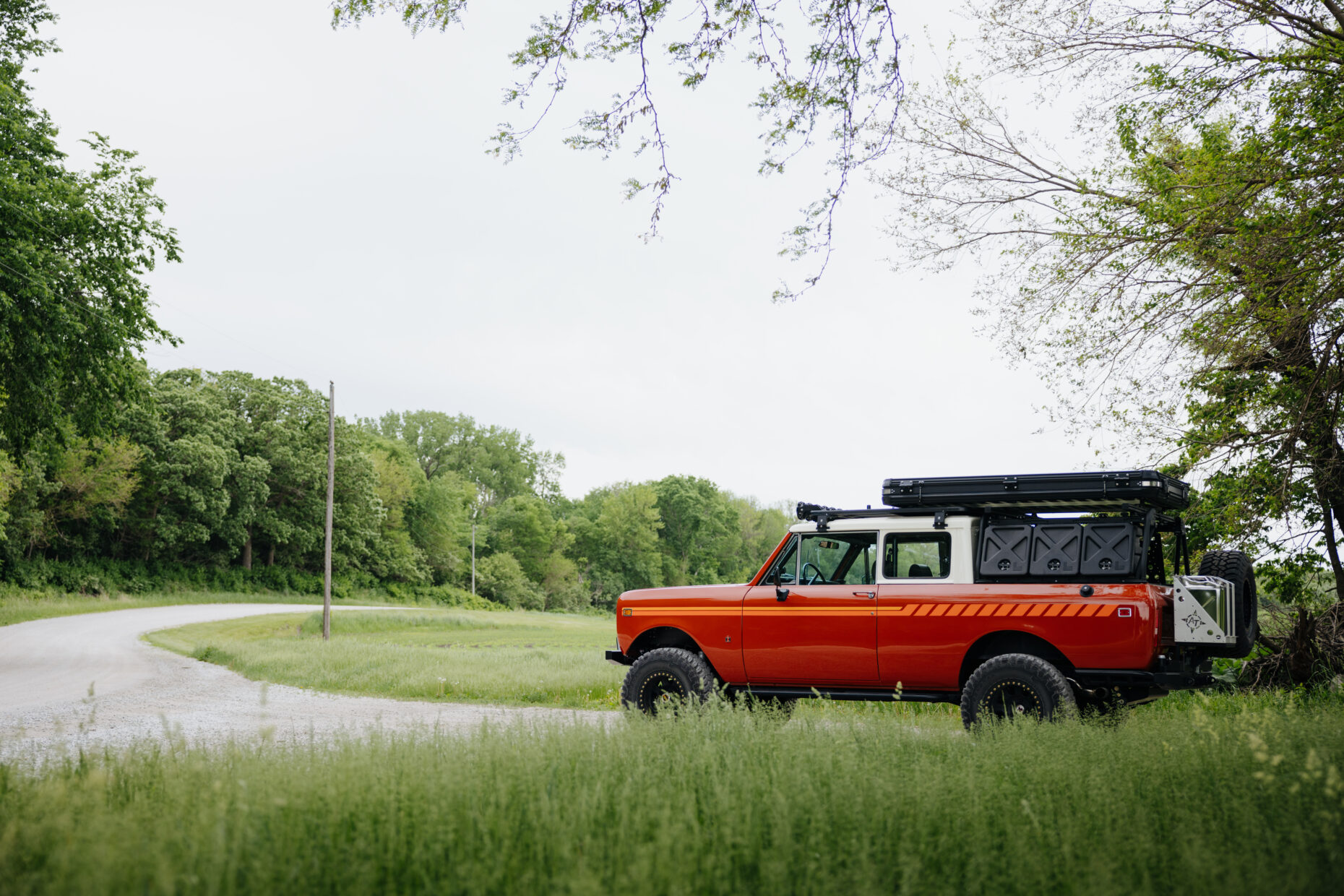 Retro Series | Bespoke International Scouts | New Legend 4x4
